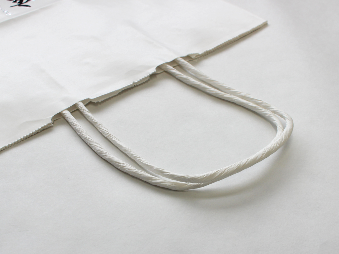 紙袋オリジナル制作 紐の特徴・種類についてご説明します | オリジナル紙袋・包装紙・ショップ袋を小ロットで | 株式会社ベルベ